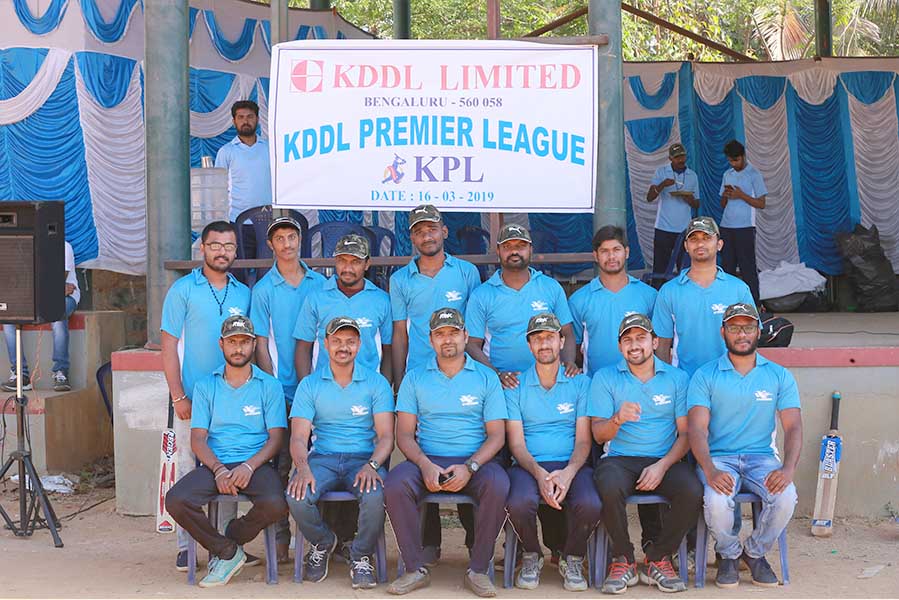 Life at kddl gallery | KDDL Ltd.